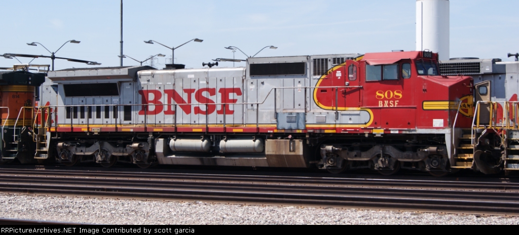 BNSF 808